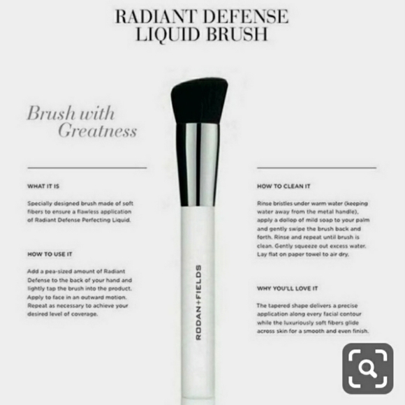 Rodan + Fields | Makeup | Rodan And Fields Radiant Defense Makeup Brush | Poshmark